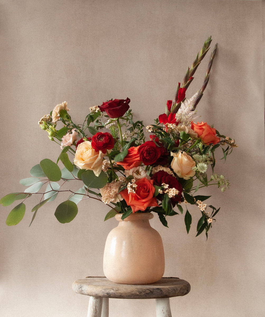 Limited Edition: Sienna Vase & Cupid's Flight Flower Bouquet – The Floristry SG